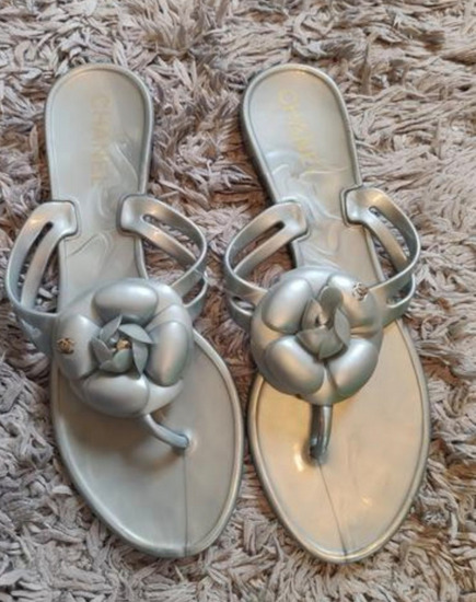 CHANEL JAPANKE NOVE 38