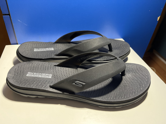Skechers papuce snižene na 2500
