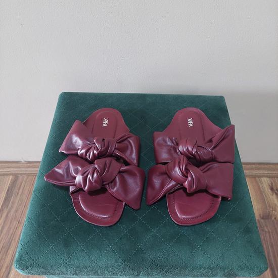 Nove Zara kozne papuce