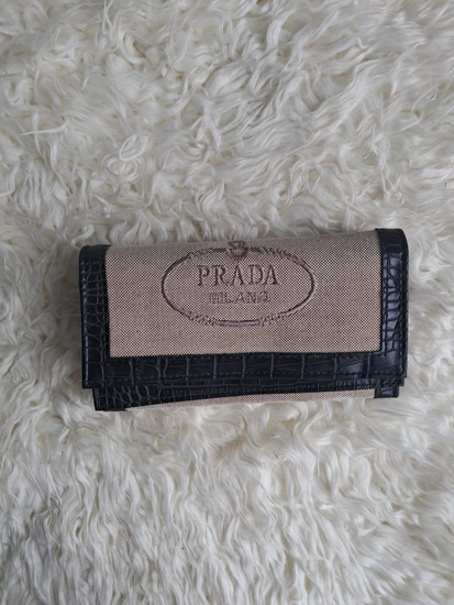 Prada vintage novcanik