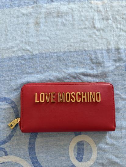 Love moschino original