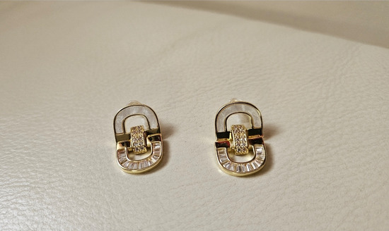 Niluk Gold Tone Paperclip Link Stud minđuse, novo