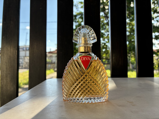 Diva Emanuel Ungaro