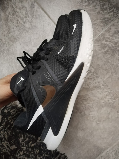 Nike renew patike