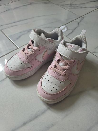 Nike patike br.26