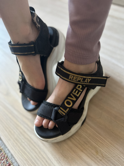 Original REPLAY sandale br 31