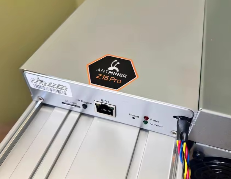 Bitmain Antminer zcash Miner Z15 Pro 840k server
