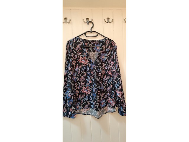 Tokito cvetna bluza vel.M/L