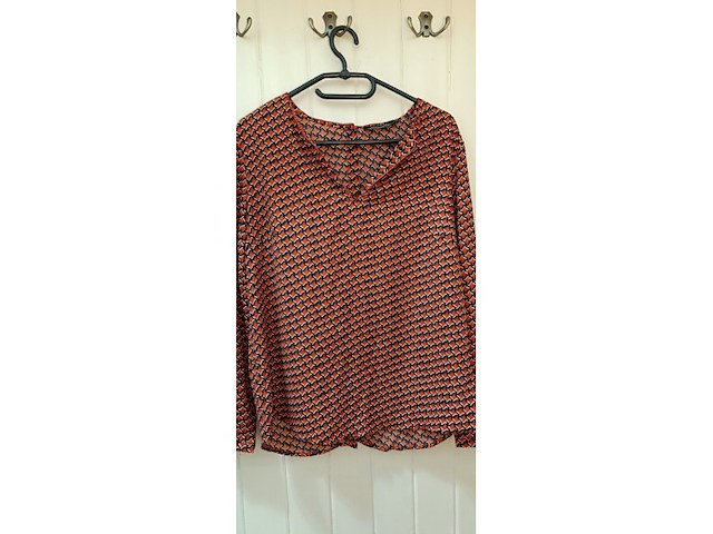 Prelepa bluza vel.L