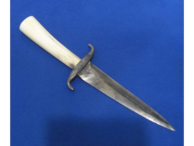 CETNICKA KAMA 22