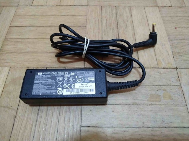 HP netbook punjac PA-1300-04HV 19V 1.58A