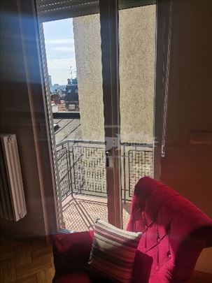 Stan u srcu Beograda-Knez Mihailova na minut hoda