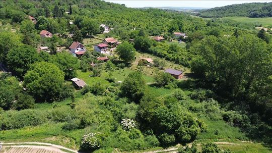 Čortanovci, Građevinsko zemljište 1859m2 HITNO!