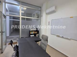 Poslovni prostor za Prodaja