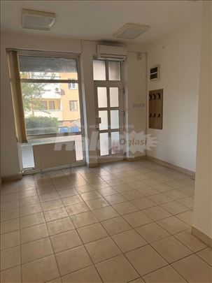 Lokal, Tehnički Fakulteti, 27 m2