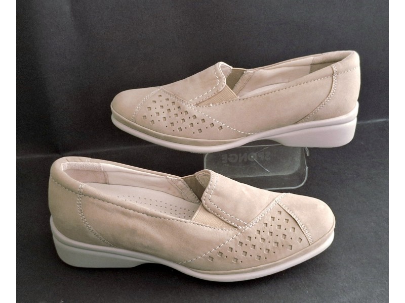 NOVE ,,MEDICUS,, KOZNE zenske cipele br.38