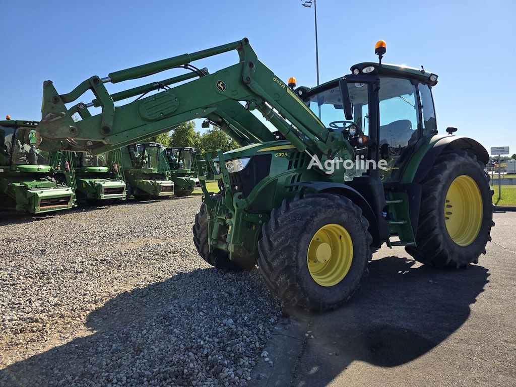 John Deere 6130R traktor točkaš