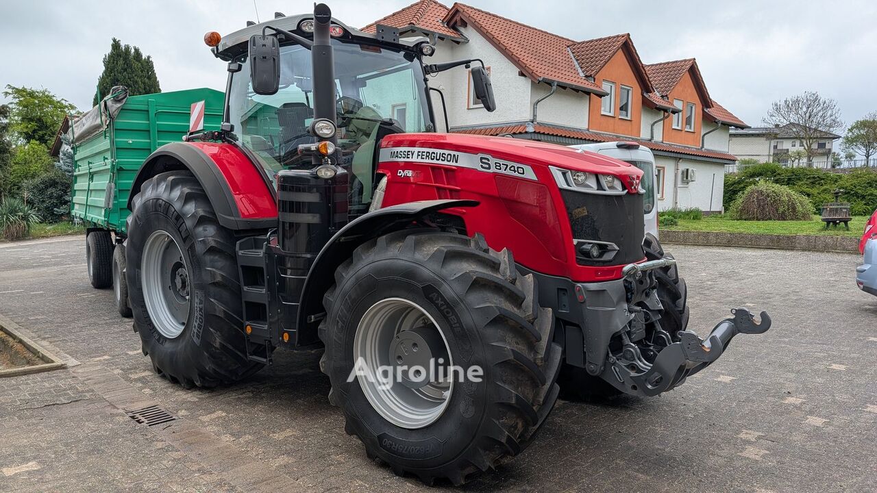 Massey Ferguson 8740 S Dyna VT Exclusive traktor točkaš