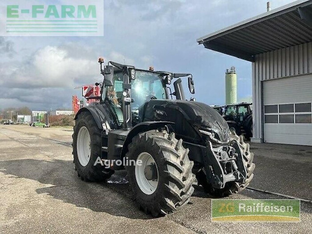 Valtra Q245 traktor točkaš