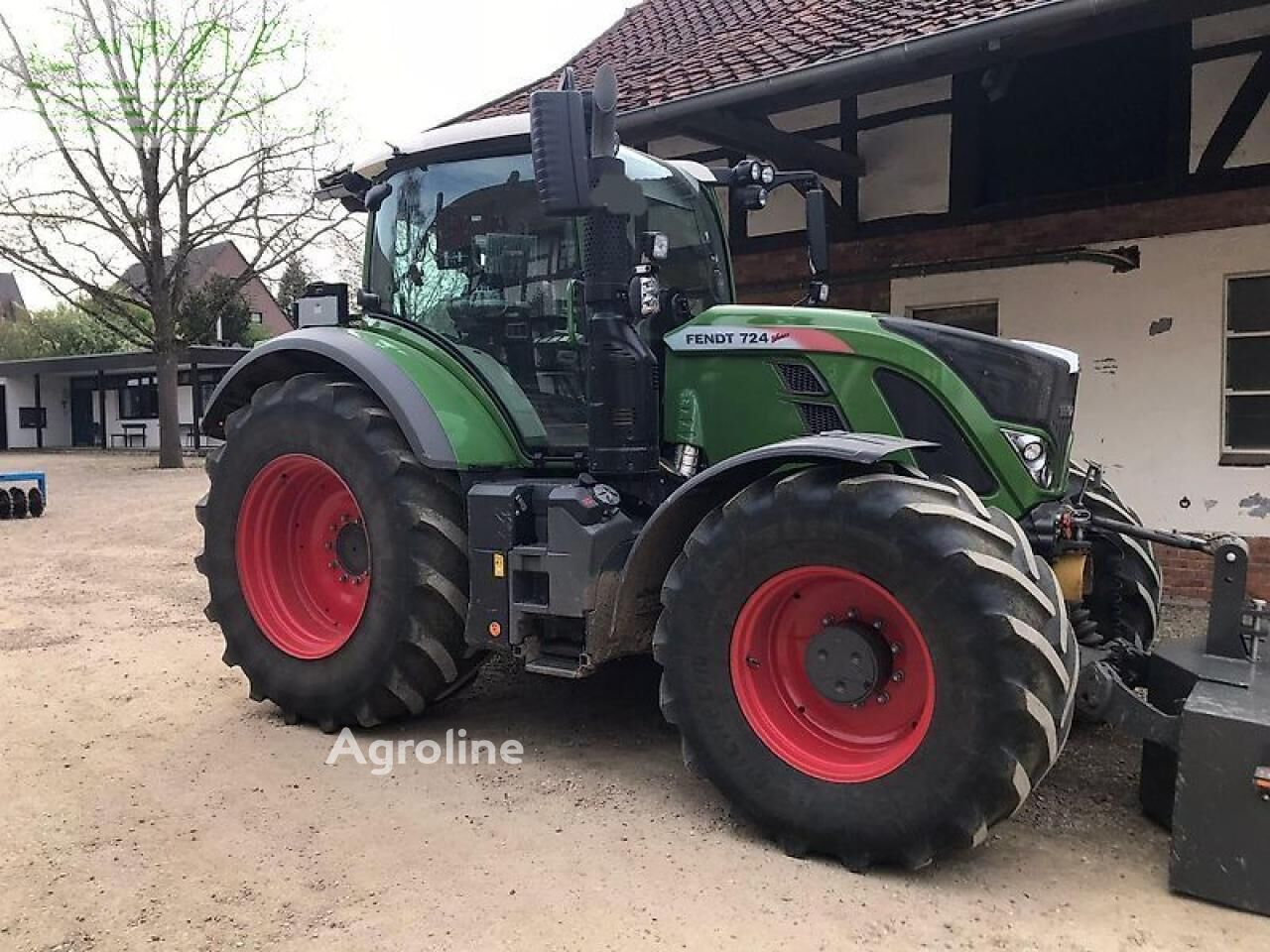 Fendt Vario 724 S4 Profi Plus traktor točkaš