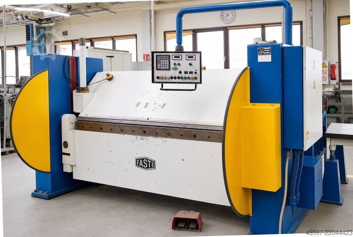 Hidraulični okretni mašina za savijanje
SCHRÖDER-FASTI 212-20-6 2000x6mm