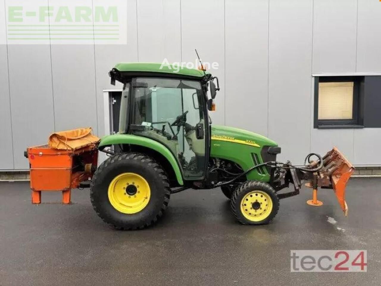 John Deere 3320 mini traktor