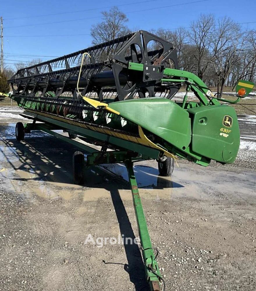 John Deere 630F HydraFlex adapter za žito