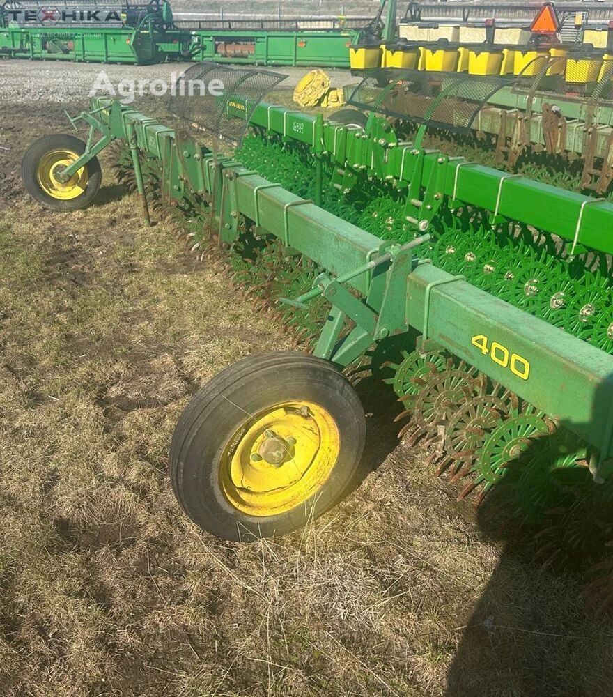 John Deere 400 roto drljača