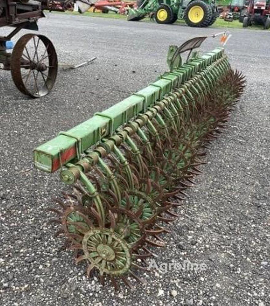 John Deere 400 roto drljača