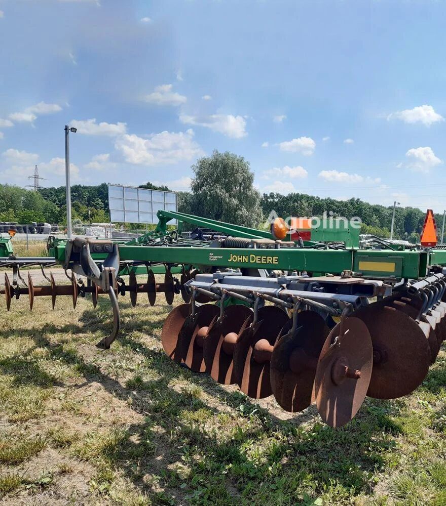 John Deere 512 tanjirača