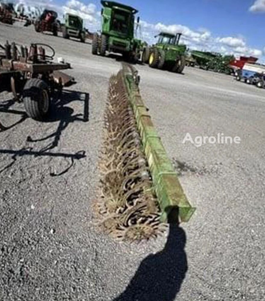 John Deere 400 roto drljača