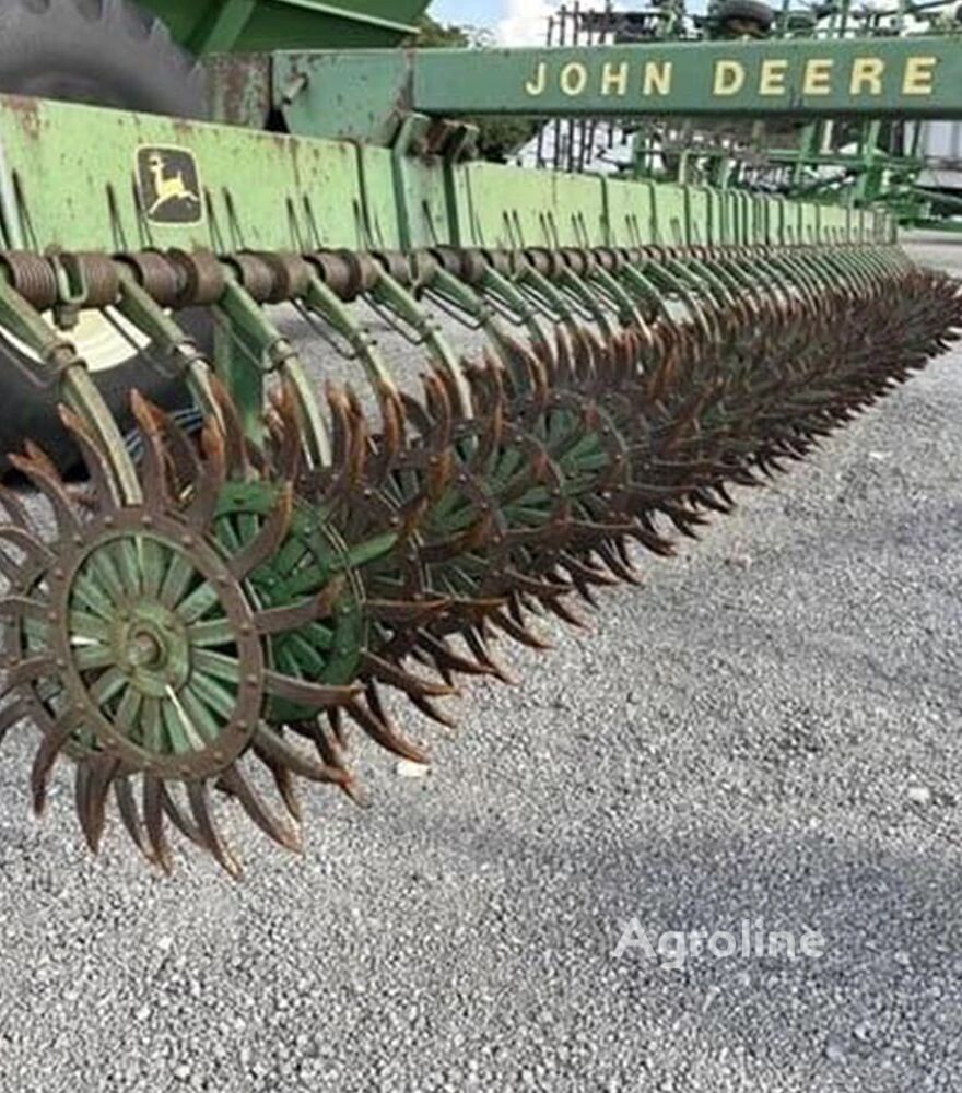 John Deere 400 roto drljača