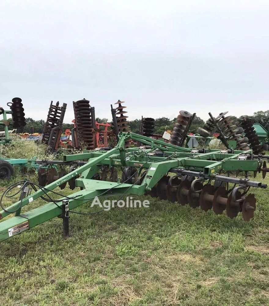 John Deere 512 tanjirača
