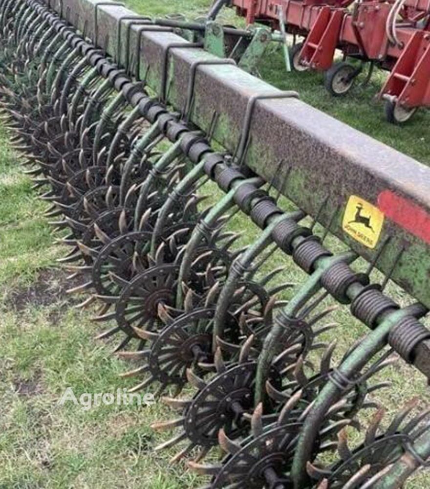 John Deere 400 roto drljača