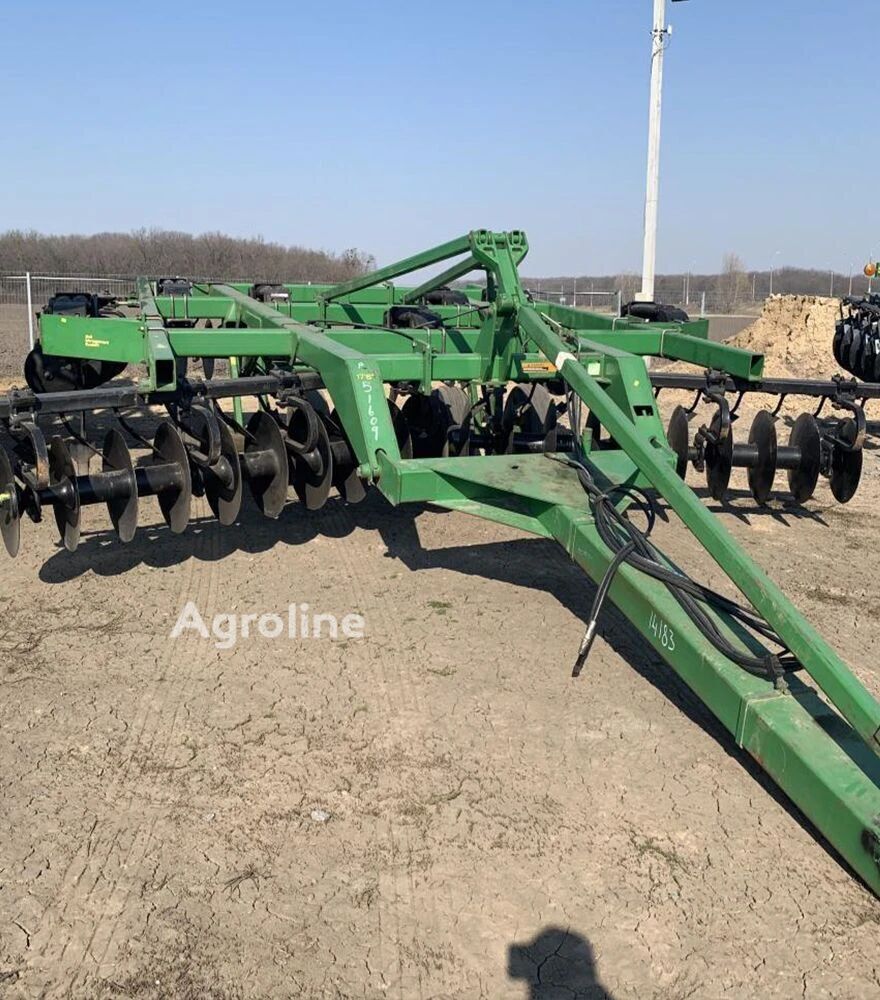 John Deere 512 tanjirača