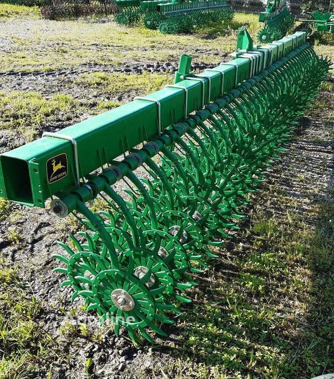 John Deere 400 roto drljača