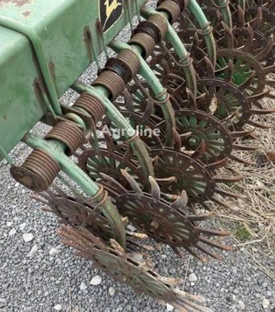 John Deere 400 roto drljača