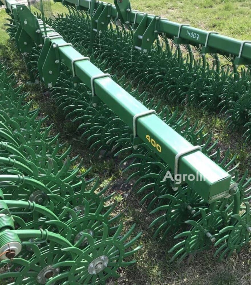 John Deere 400 roto drljača