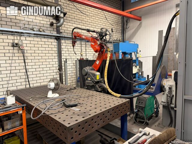 Robotizovana ćelija za zavarivanje PANASONIC TA-1800
PANASONIC TA-1800 robot welding cell