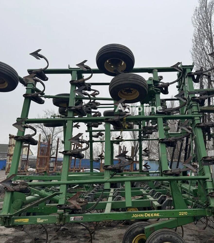 John Deere 2210 kultivator