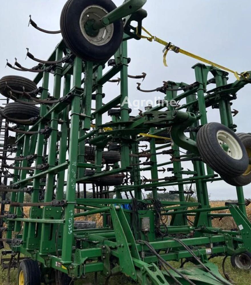John Deere 2210 kultivator