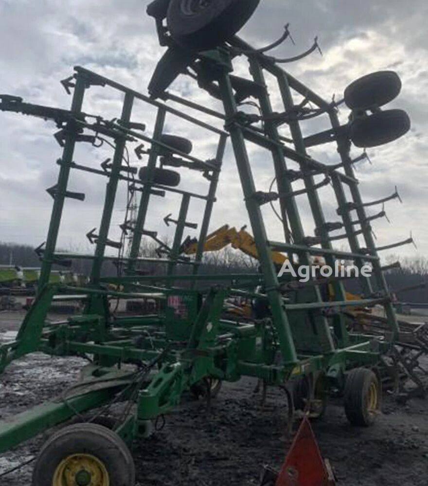 John Deere John Deere 2210 kultivator