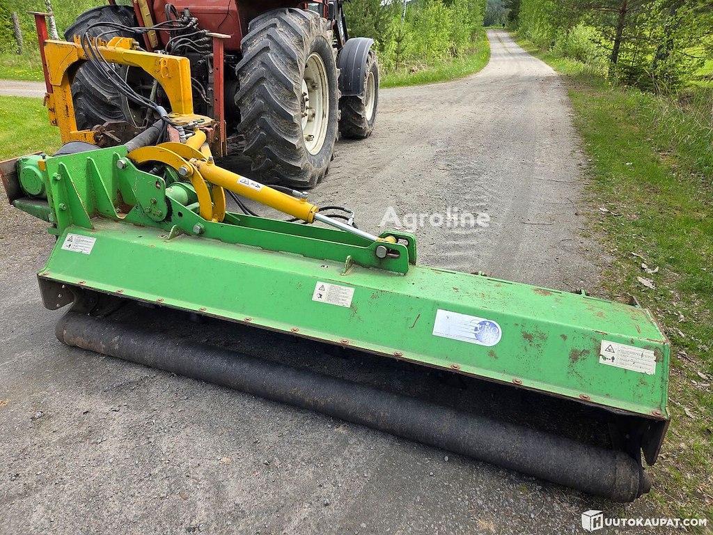 Prodaje se Cabe ENA Finlandia 250 traktorski malčer na aukciji