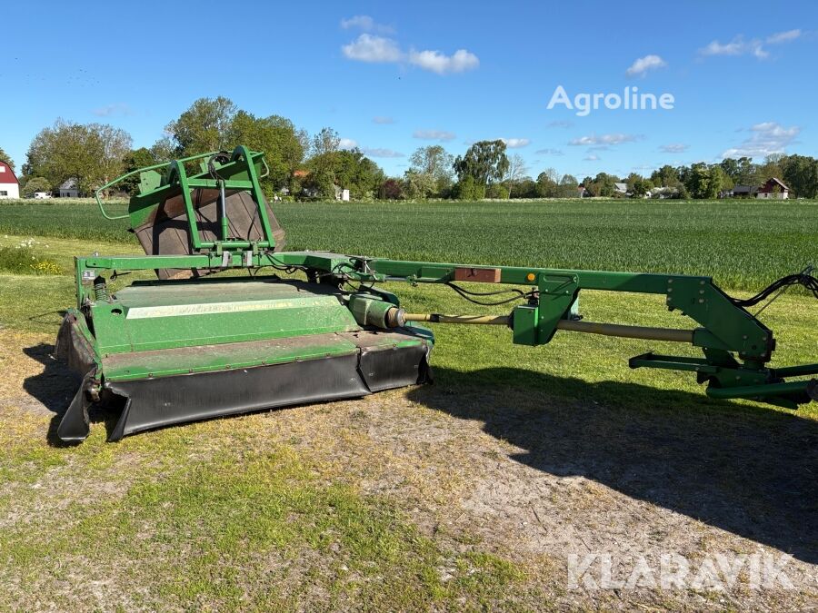 Prodaje se John Deere 1365 traktorski malčer na aukciji