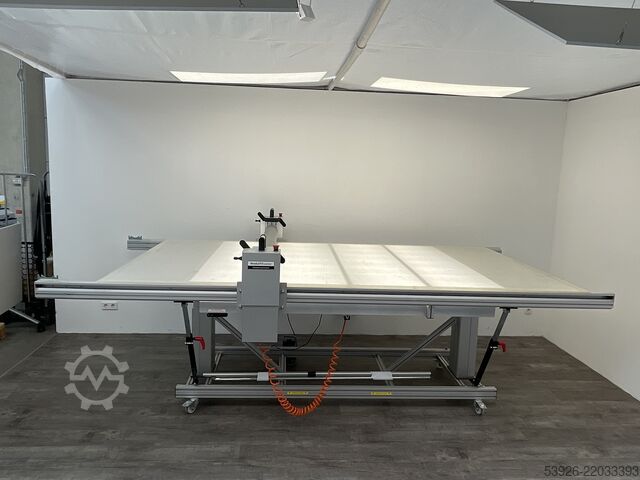 Flatbed laminator
ModulMounter ApS Foldable flat bed laminator