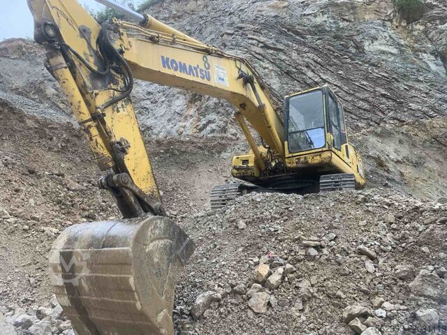 Mini bager
Komatsu PC 210-8K
