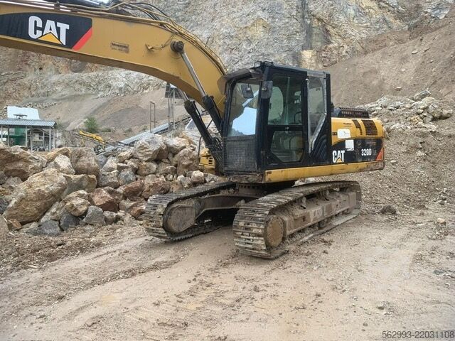 Lančani bager
Caterpillar 320 D