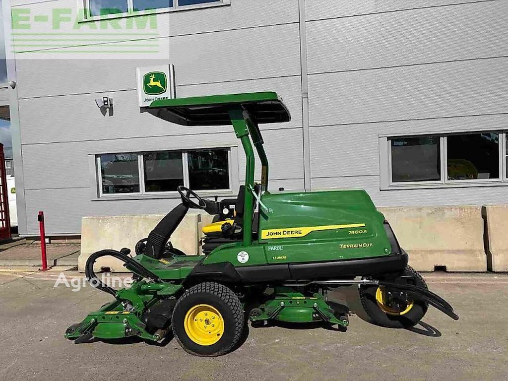John Deere 7400a mower vučena prskalica