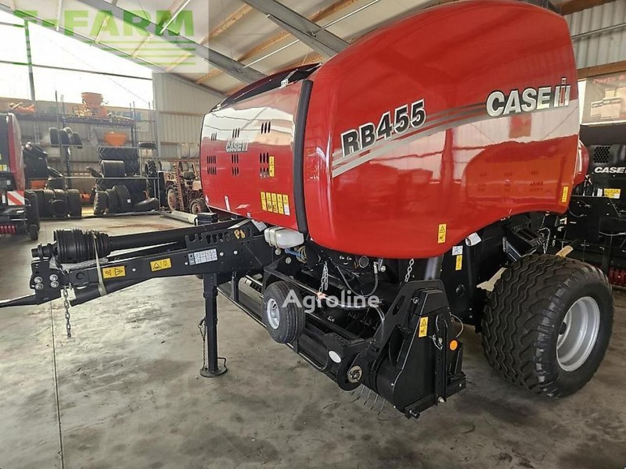 Case IH rb 455 vc balirka za četvrtaste bale