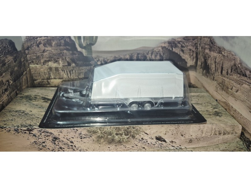 Auto Prikolica 1:43